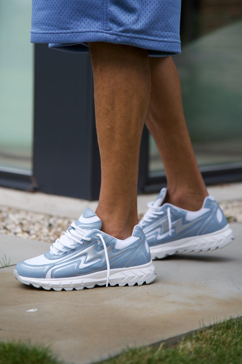 Steel Blue Cosmo Runner – Aise